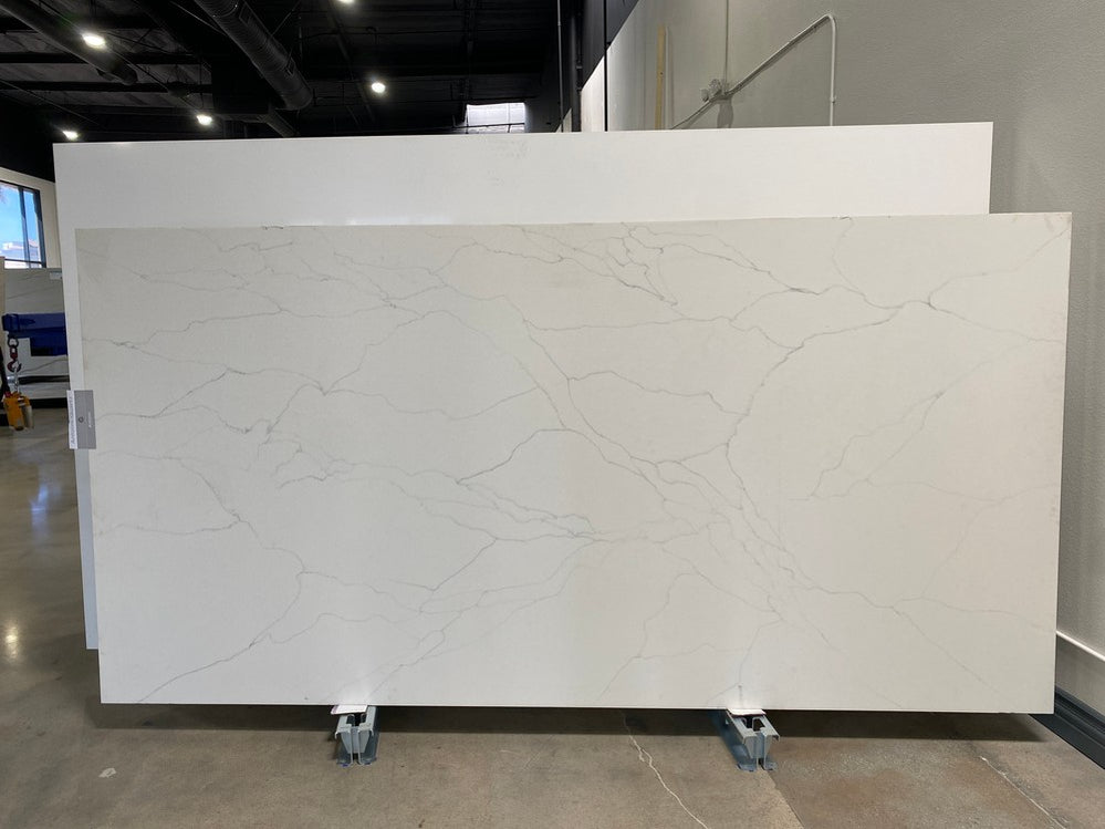AQ CALACATTA COLORADO QUARTZ LEATHER 3/4 — Marble Unlimited Inc